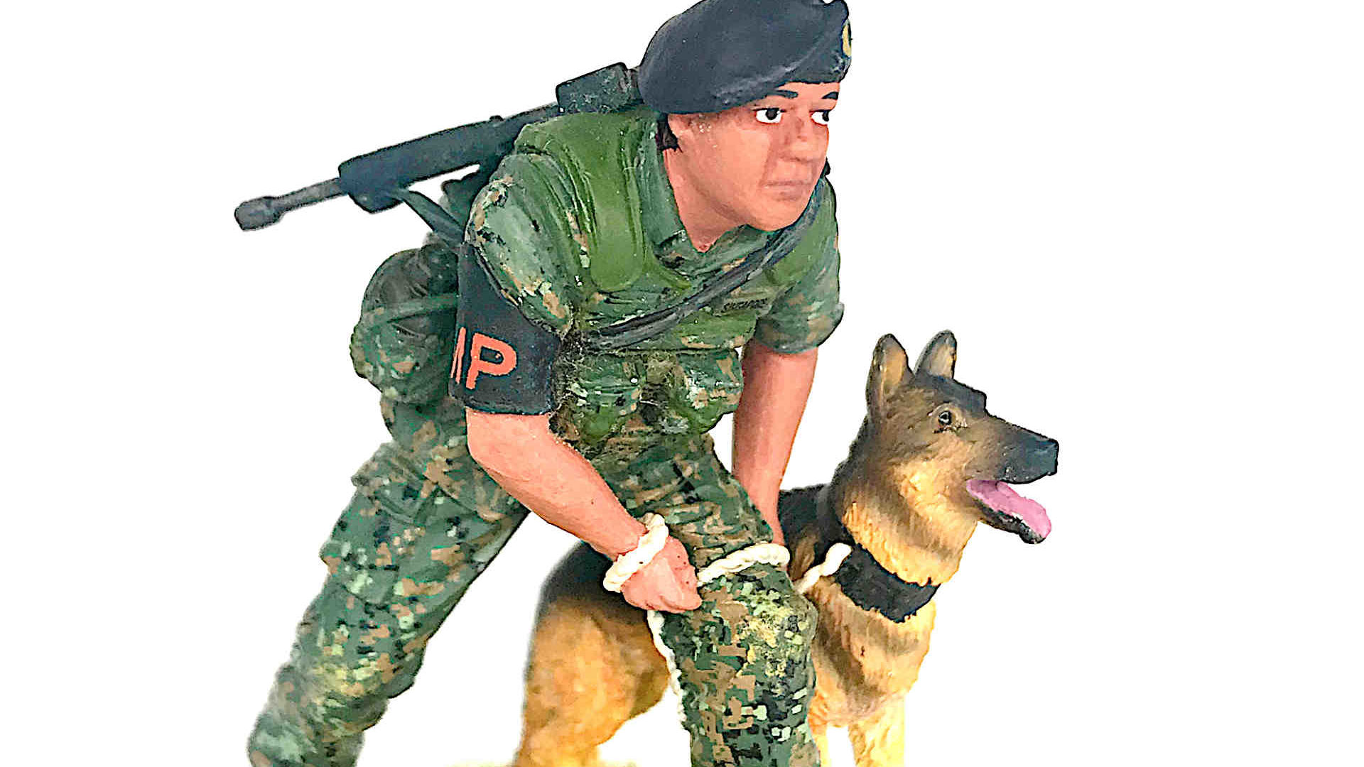 Miniature MWDU Figurine of the SAF Military Working Dog Unit