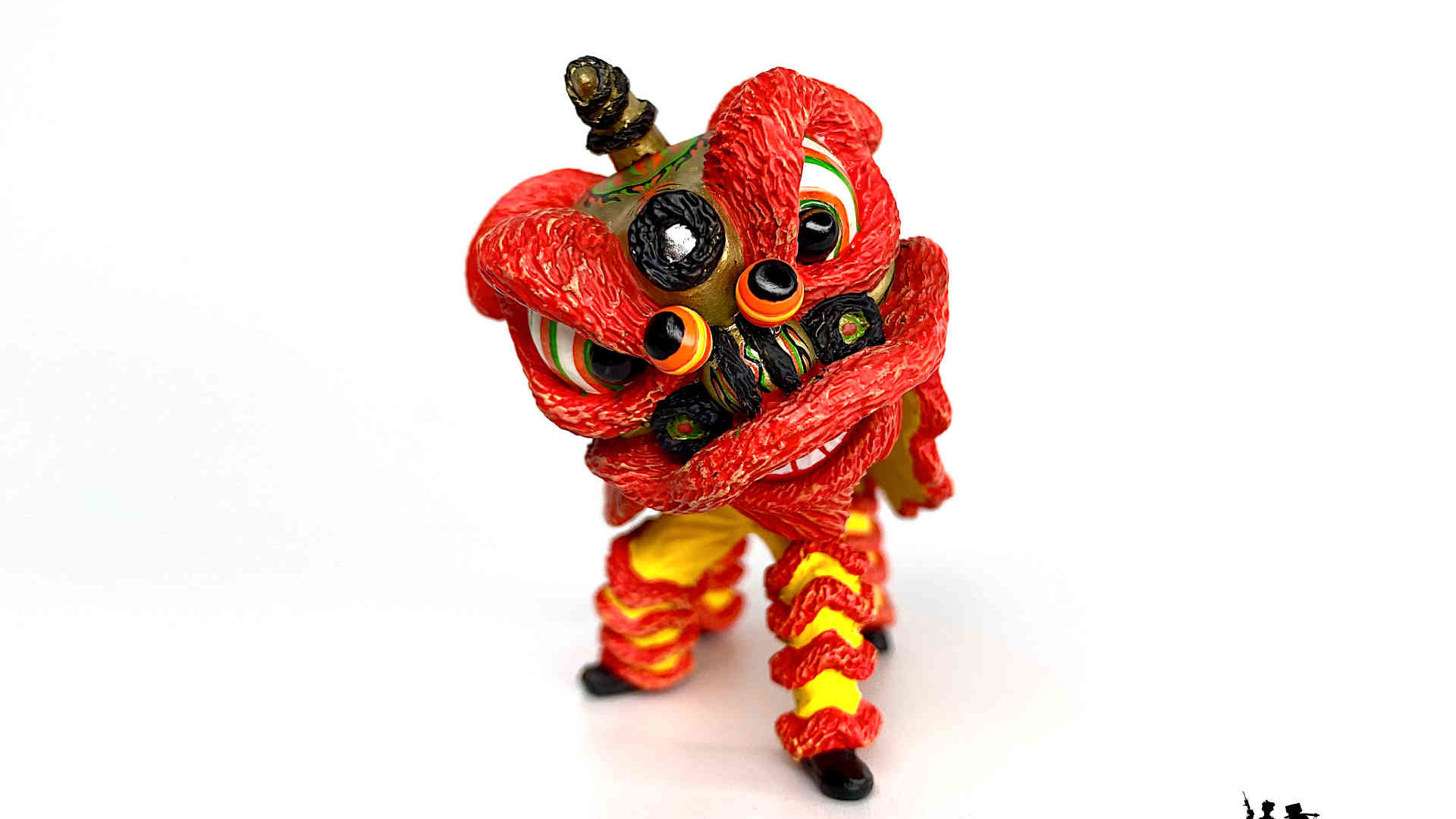 Miniature Guan Yu Lion Dance Figurine in Red with Performers