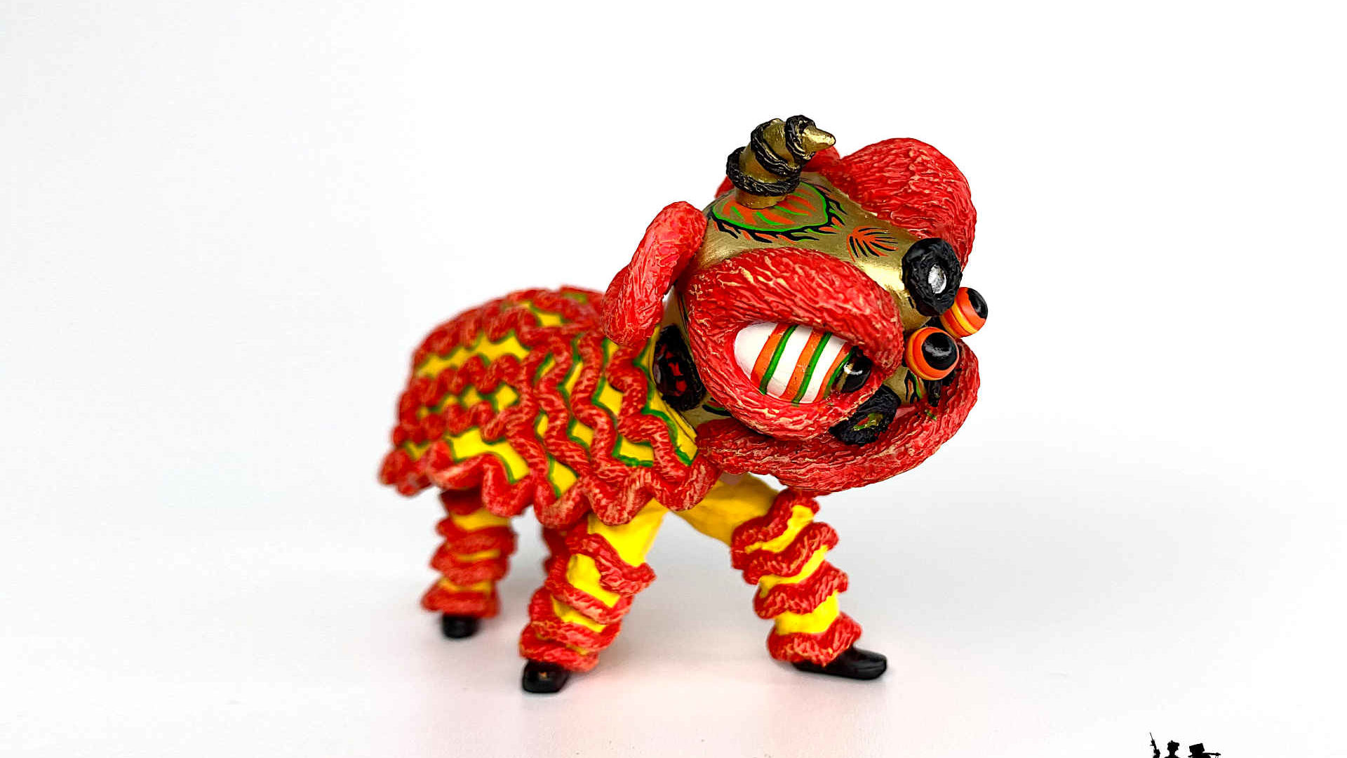 Miniature Guan Yu Lion Dance Figurine in Red with Performers