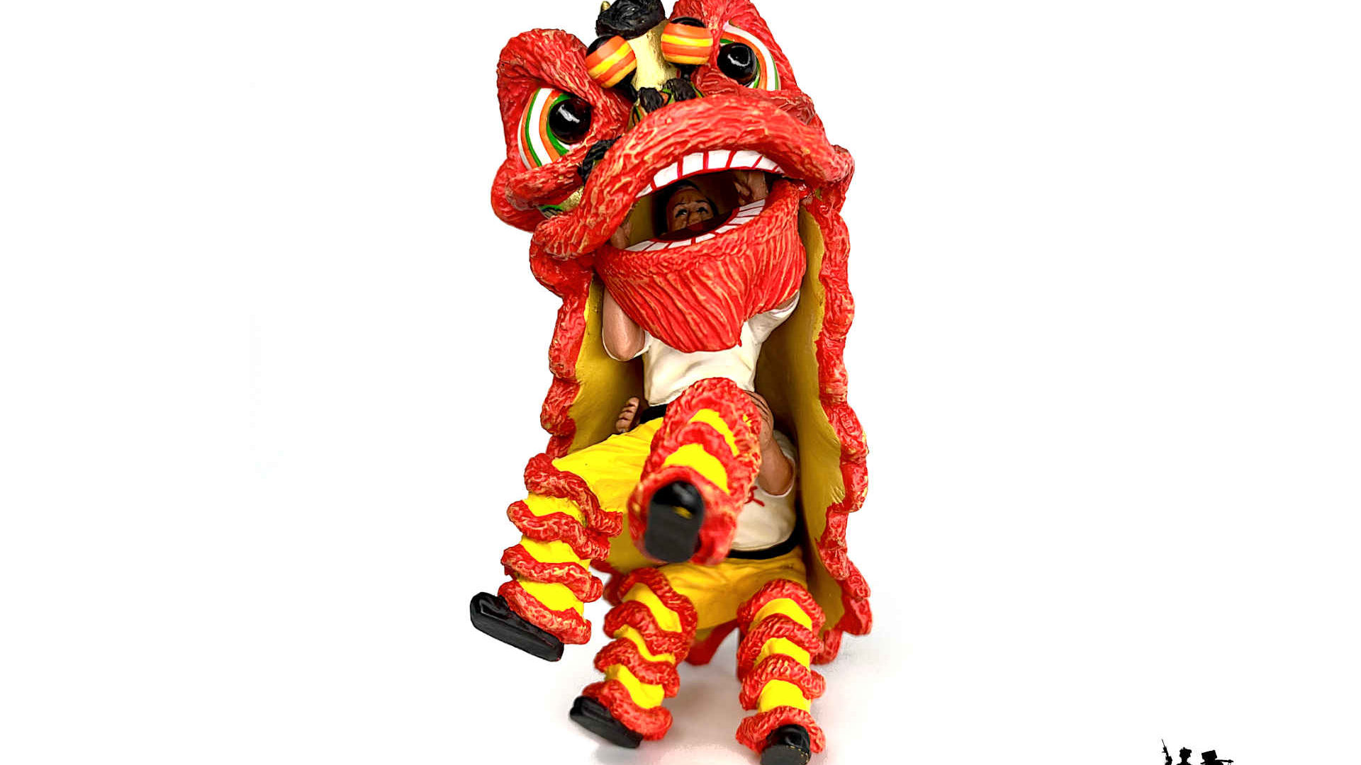 Miniature Guan Yu Lion Dance Figurine in Red with Performers
