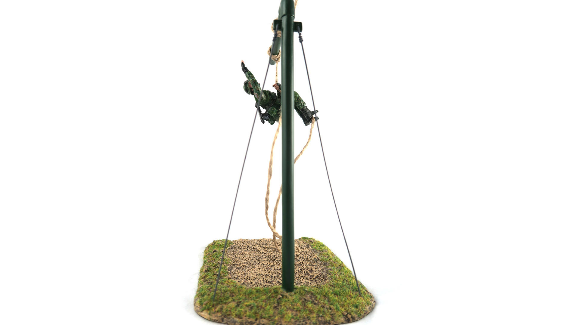 SAF Singapore Soldier Figurine on SOC Low Rope - Miniature Stories